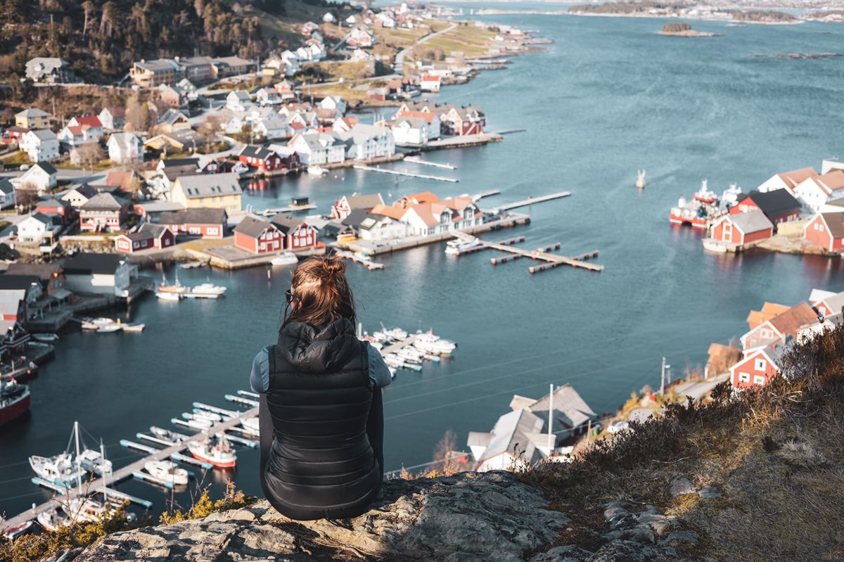 Knutholmen Kalvåg - Historic Hotels in Norway