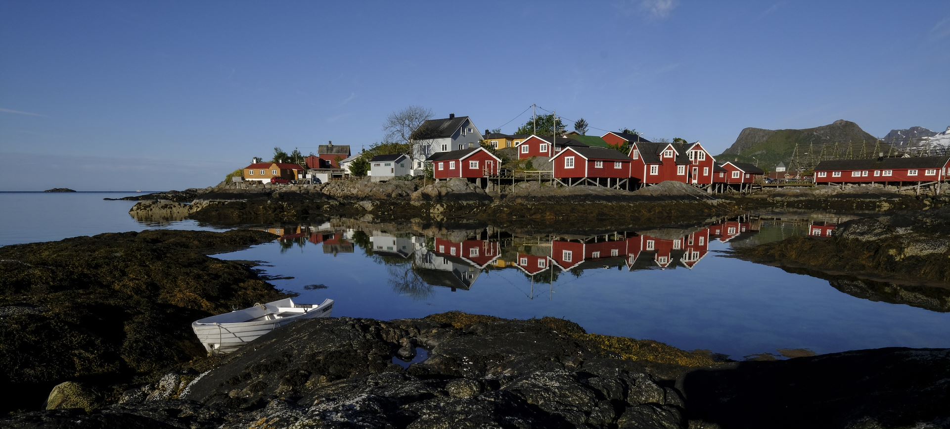 Svinøya Rorbuer in Lofoten - Historic hotels in Norway