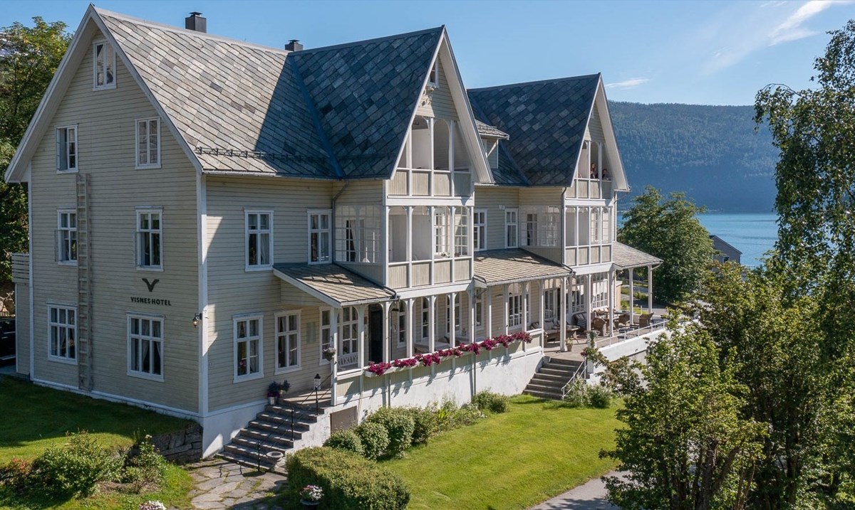 Visnes Hotel in Stryn - Historic Hotels in Norway